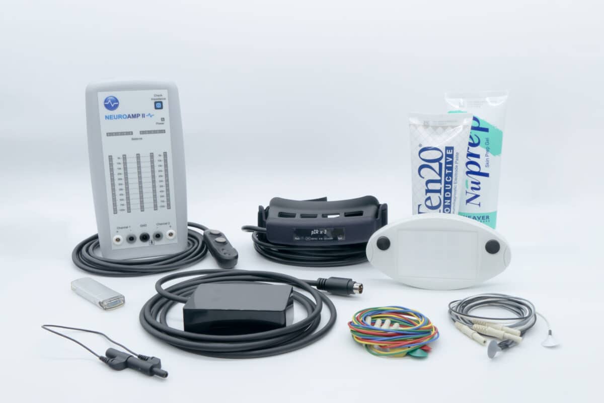 Set NeuroAmp II5s Premium - EEG Institute